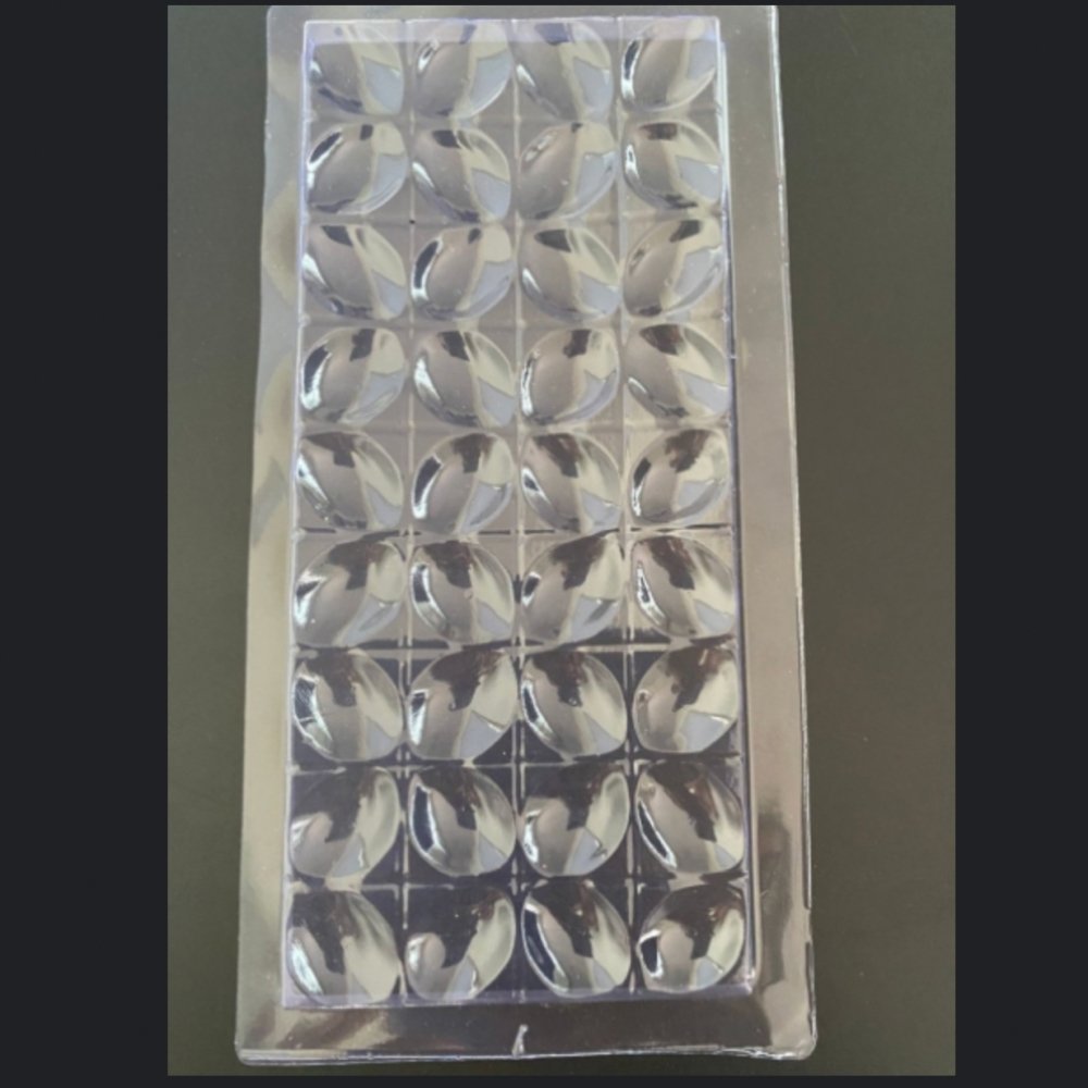 Bakewareind Oval Chocolate Pvc Mould,18 Cavity – Bakeware India